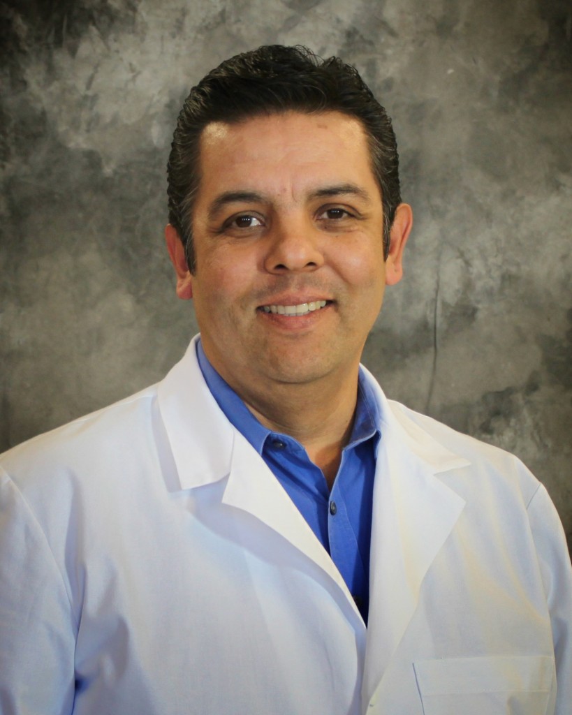 Jorge Martinez, MD - Nuestra Clinica del Valle